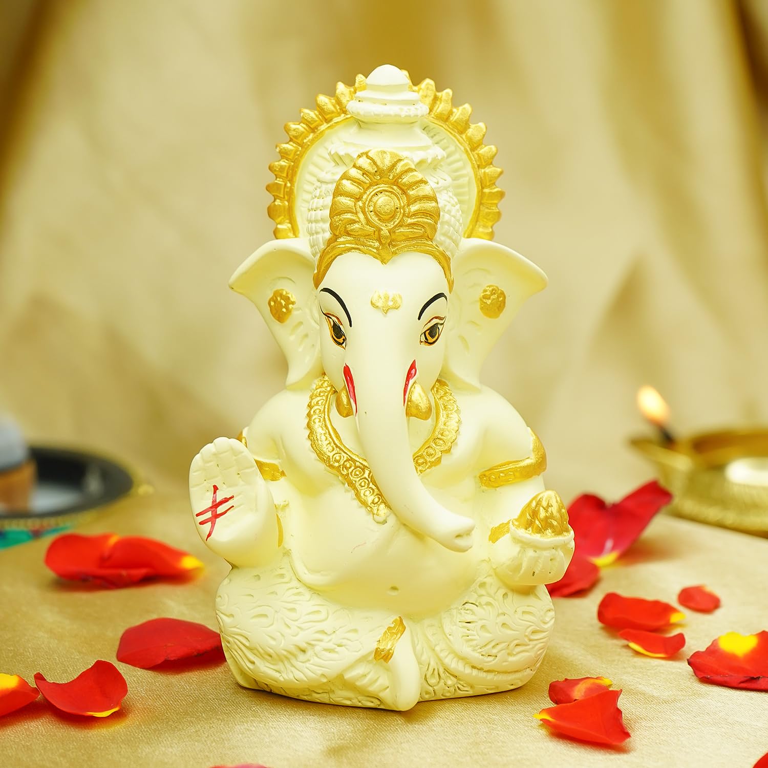 Buy Ekhasa Standard: Ganesh Idol for Car Dashboard – The Better Home